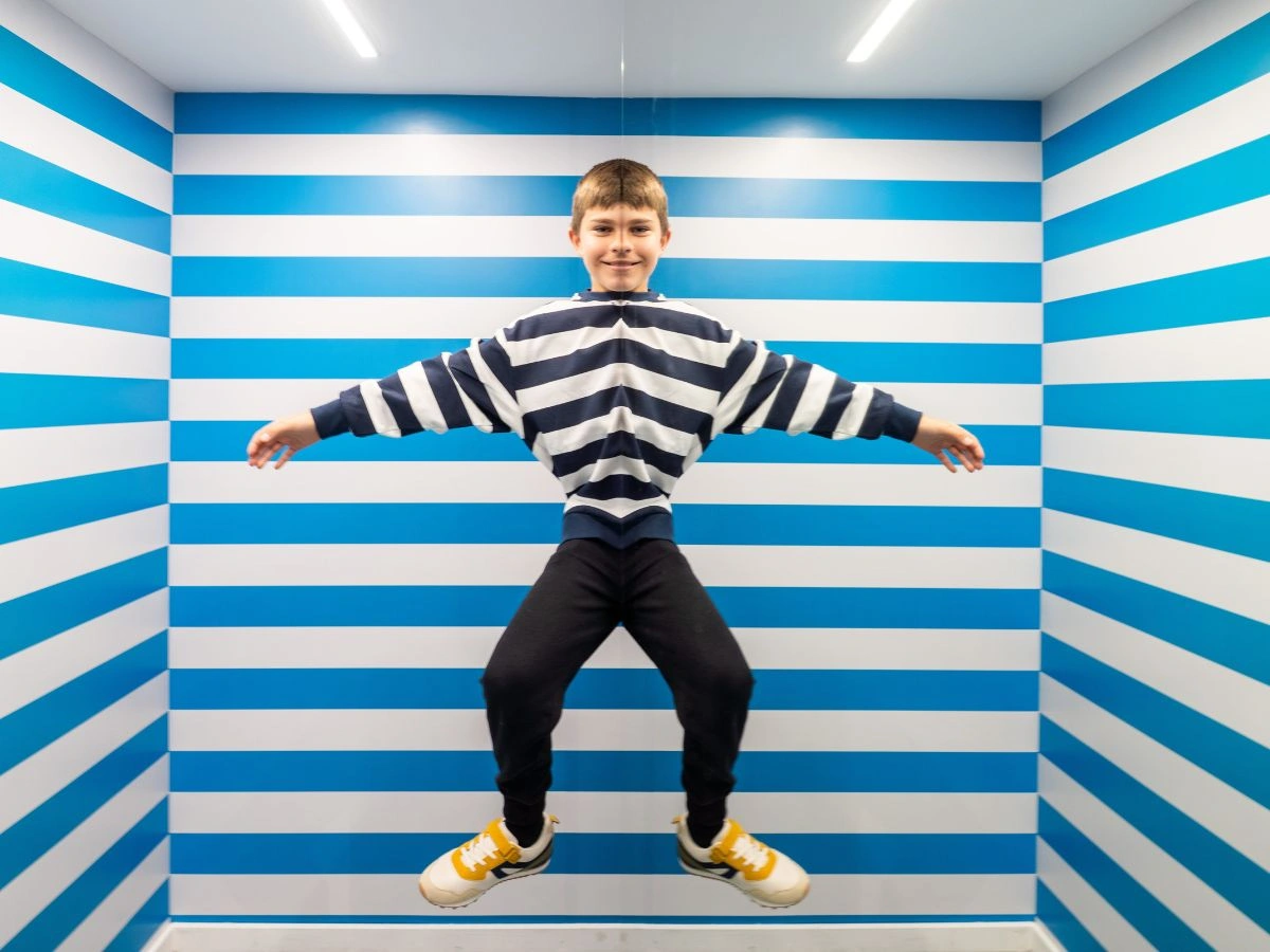 Rooms | Museum of Illusions Cape Town